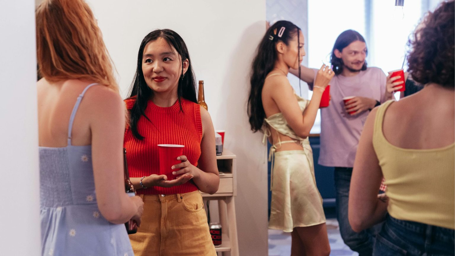 10 Tips to organize the best house party in Delhi NCR