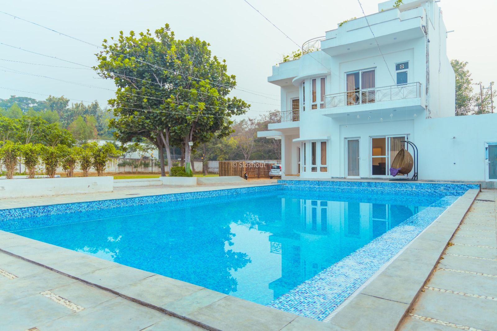Top 10 Party Farmhouses in Delhi