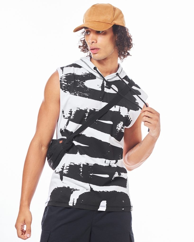 10 Stylish Pool Party Looks for Men - Partyvillas