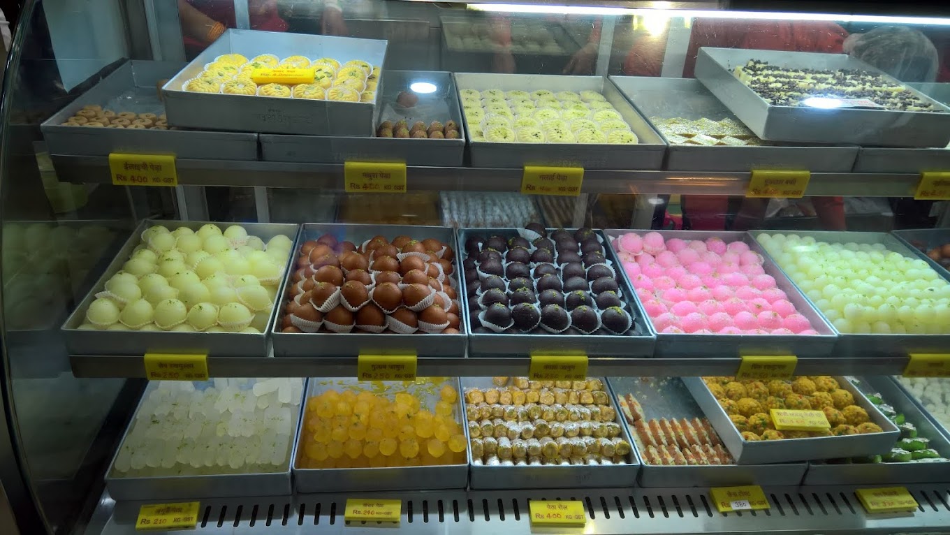 Top 10 Delicious Street Food Places in Gurgaon