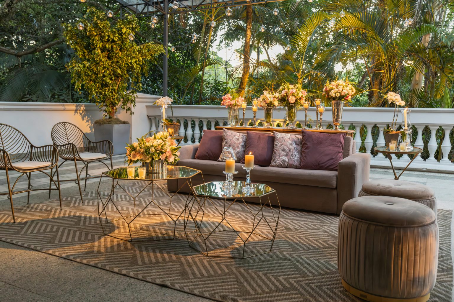 10 Tips to Host the Perfect Terrace Party