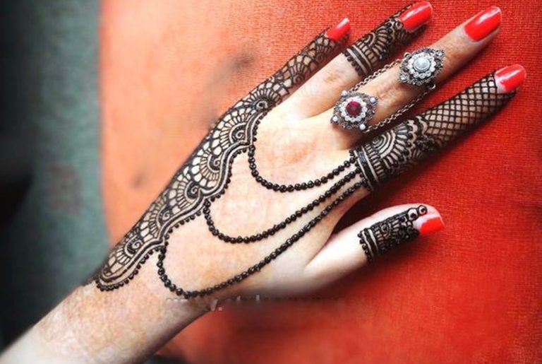 Top Arabic Mehendi Designs That Will Leave You Mesmerized